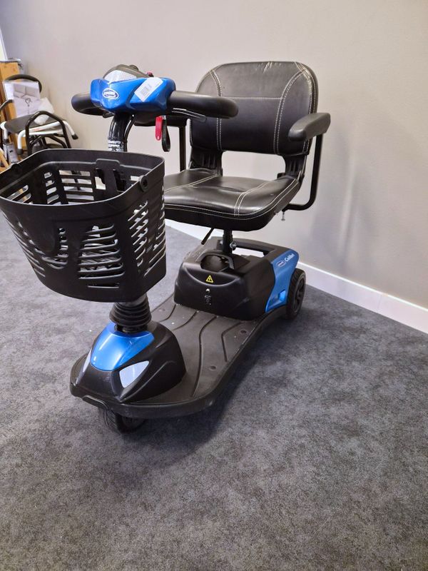 begagnad Invacare Colibri scooter 3-hjuling